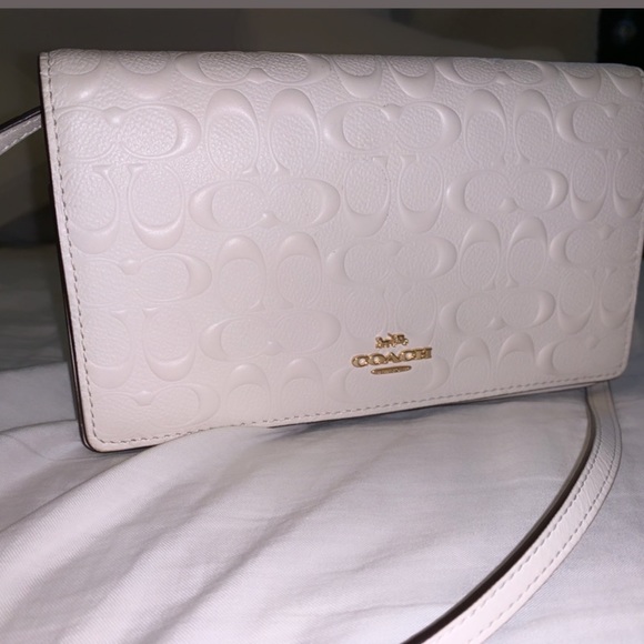 Coach | Bags | Cream Colored Cross Body | Poshmark